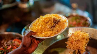कानपुर की महिला को लखनऊ में बिरयानी में खिलाया गया गोमांस, मौलवी को ...