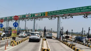 सावधान! NCR में हाईवे और एक्सप्रेसवे के 52 टोल प्लाजा पर ई-डिटेक्टिव है ...