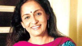 Jaya Bachchan की इस्तेमाल की हुई साड़ी पहनी, बस स्टॉप पर बदले कपड़े ...