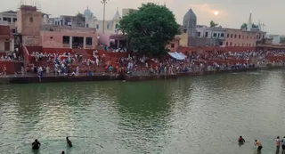 साल की पहली सोमवती अमावस्या पर उमड़ा आस्था का सैलाब, जींद के पिंडारा ...