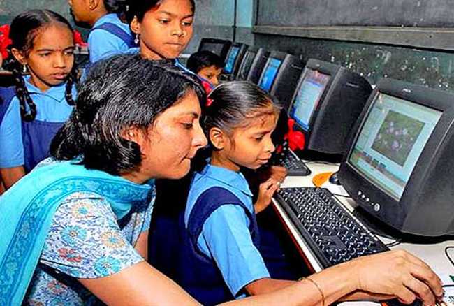 राज्य सरकार करने जा रही कंप्यूटर शिक्षा अनिवार्य - State government ...