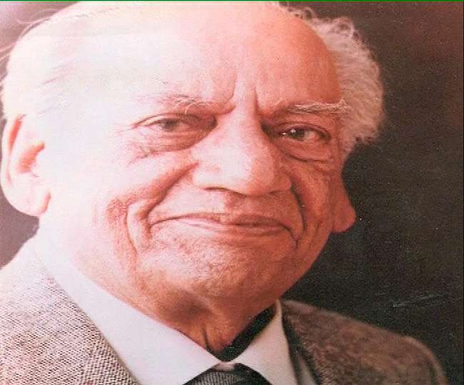 मशहूर शायर फ़ैज़ की पुण्यतिथि पर विशेष, ‘मुझसे पहली सी मोहब्बत मेरी ...