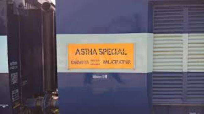 आस्था सर्किट ट्रेन की बढ़ी डिमांड, 400 से ज्यादा सीटें हुईं बुक ...