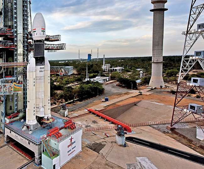 Chandrayaan 2: मंगलवार को लॉन्च नहीं और बस के टायर पर सूसू; जानिए ...