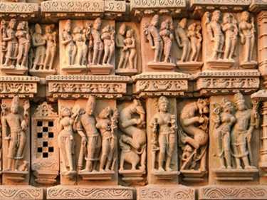 कामशास्त्र ग्रंथ का वर्तमान स्वरूप कामसूत्र है