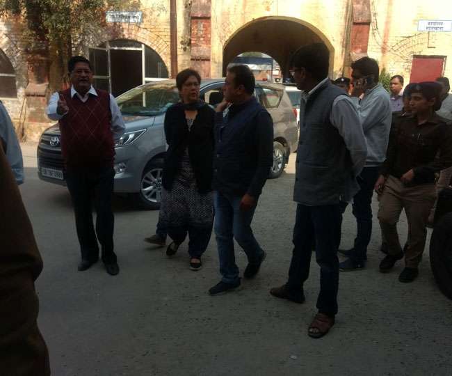 Congress leader Mukta Singh & her husband arrested in dowry harassment ...