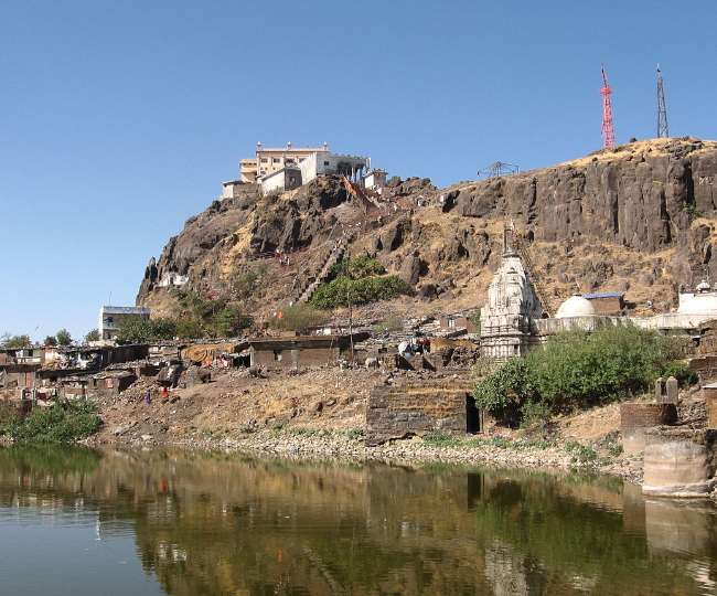 गुजरात का पावागढ़ है ऐतिहासिक से लेकर धार्मिक सैर के लिए बेहतरीन जगह ...