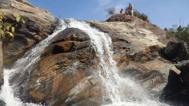 नया साल मनाने की कर रहे तैयारी तो यहां आइए, पर्यटकों को बुला रहा ...