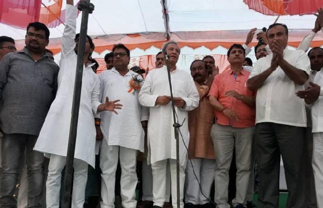 झूठे वायदे कर भाजपा ने कब्जाई सत्ता सलीम शेरवानी Sambhal Uttar Prasdesh