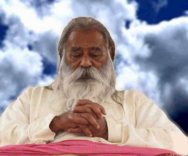 साक्षात्कार: ‘यथार्थ गीता’ सहजता से ला सकती है समाज में भाईचारा- परमहंस ...