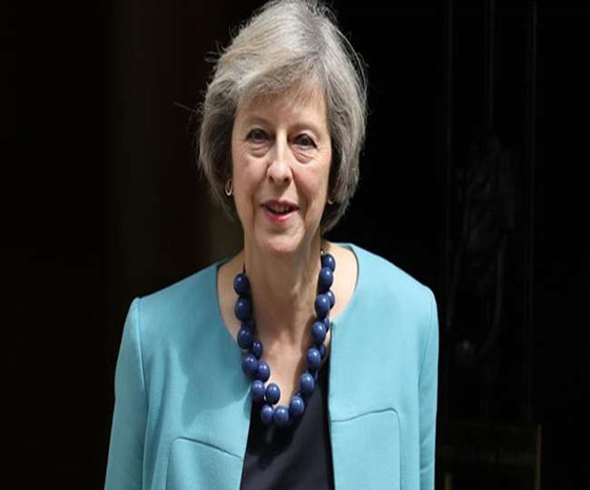 टेरीजा पर प्रधानमंत्री पद छोड़ने का दबाव ब्रेक्जिट को निपटने के तरीके ...