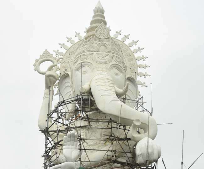 UP में गढ़ी जा रही ‘सबसे ऊंची’ गणेश प्रतिमा, दस किमी दूर से भी दिखाई ...