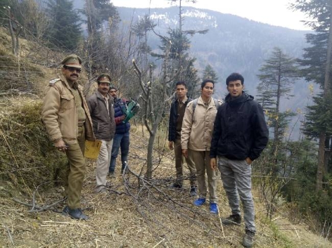 25 बीघा वन भूमि से हटाए कब्जे - himachal, kullu, aani, soyal, remove ...