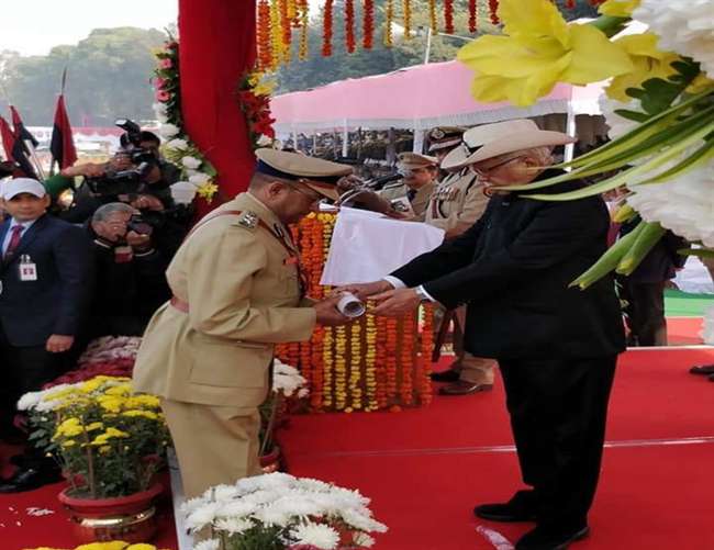 आइपीएस अफसर राजेश पाण्डेय को चौथी बार राष्ट्रपति का वीरता पदक - Fourth ...