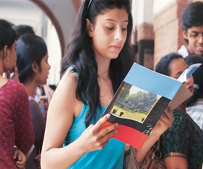 Du Admission 2019 दिल्ली विश्वविद्यालय ने जारी किया पहला कटऑफ दाखिले