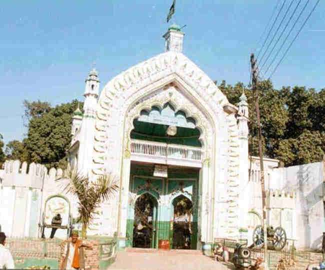 इस रमजान पैगंबर की हथेलियों और कदमों के निशान के दीदार करने आयें यहां ...