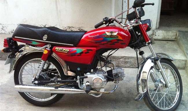 पाकिस्तान में बुलेट के नाम पर बिक रही 70cc की बाइक, जानिये - pakistani ...