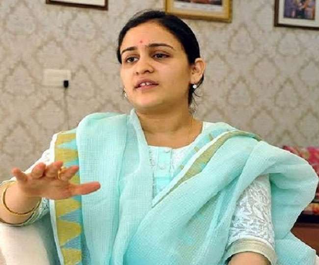 यादव परिवार में तनातनी : छोटी बहू अपर्णा ने फिर बसपा से गठबंधन के फैसले ...