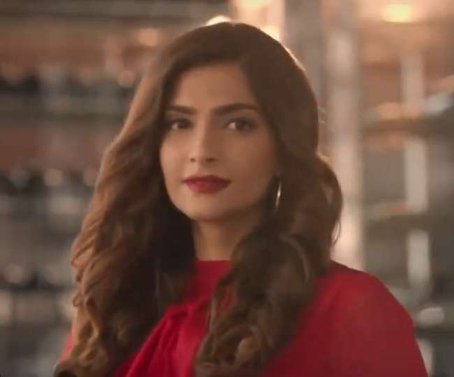 The Zoya Factor Trailer: Sonam Kapoor बनीं क्रिकेट की लकी चार्म! लकी ...