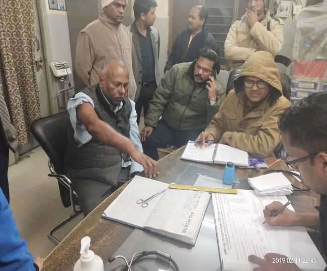 कुलपति पर हमले के विरोध में BBAU बंद शिक्षक कर्मचारी व छात्र लामबंद ...