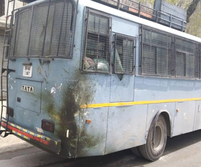 JK Terror Attack: CRPF काफिले और बंकर पर धमाके, बारामुला में एक की ...