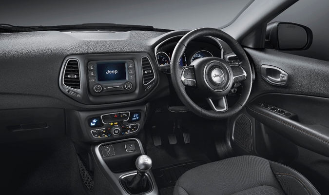 Jeep Compass Sport Plus नए फीचर्स के साथ भारत में हुई लॉन्च, जानें क्या ...