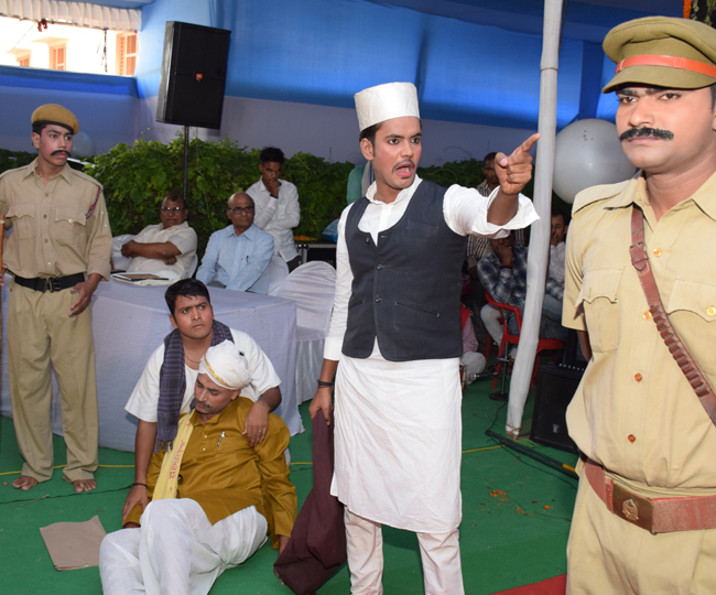 प्रेमचंद जयंती : लमही अलबेला, सजाया अपने लाल के नाम का मेला