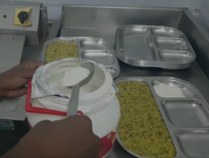 माननीयों को खाने से शिकायत, विधानसभा की कैंटीन में एफएसडीए का छापा ...