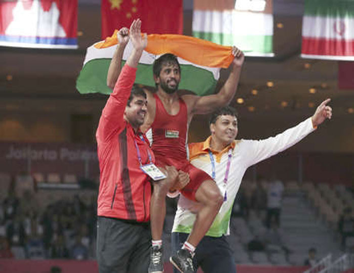 बजरंग पूनिया का हरियाणा में जन्म, यूपी में दांव-पेंच सीख बने गोल्डेन ...