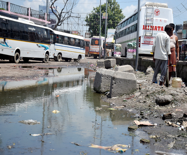 बैरिया बस पड़ाव में लाखों खर्च, न सूरत बदली, न ही सुविधा Muzaffarpur ...