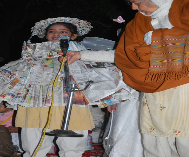 Celebration of Basant 2019: दयालबाग के वसंतोत्‍सव में दिखा 'सुपरमैन' का ...