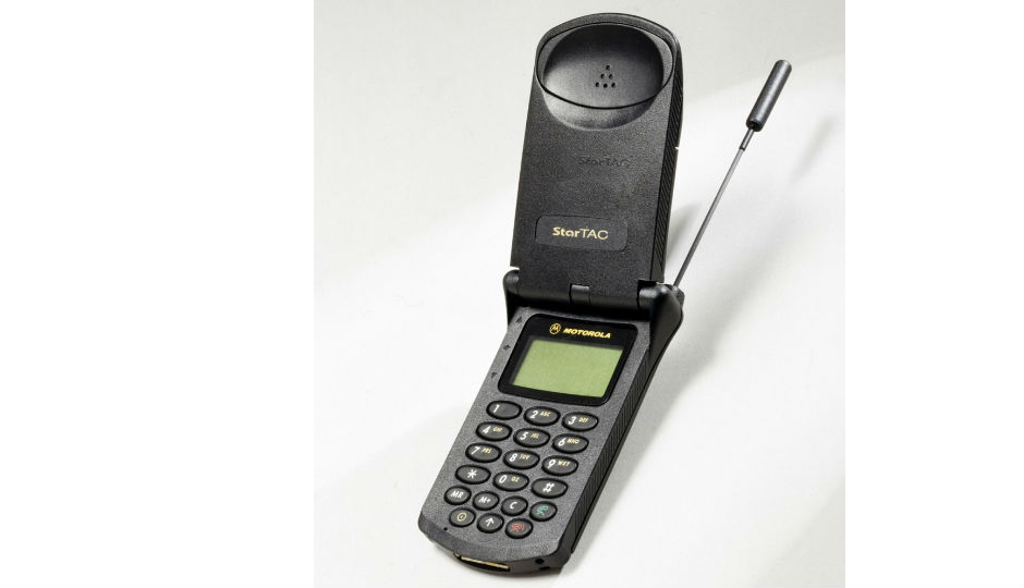 इन फोन ने सेट किया नया ट्रेंड, जानें पहले मोबाइल फोन से लेकर पहले ...