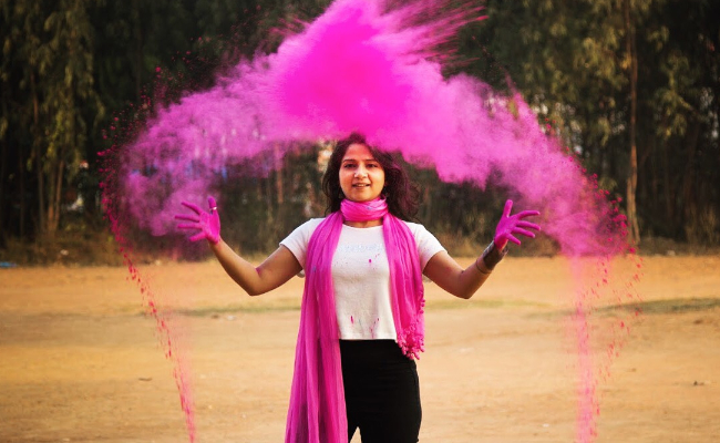 होली खेलने से पहले और बाद में इन टिप्स एंड ट्रिक्स के साथ रखें अपने ...