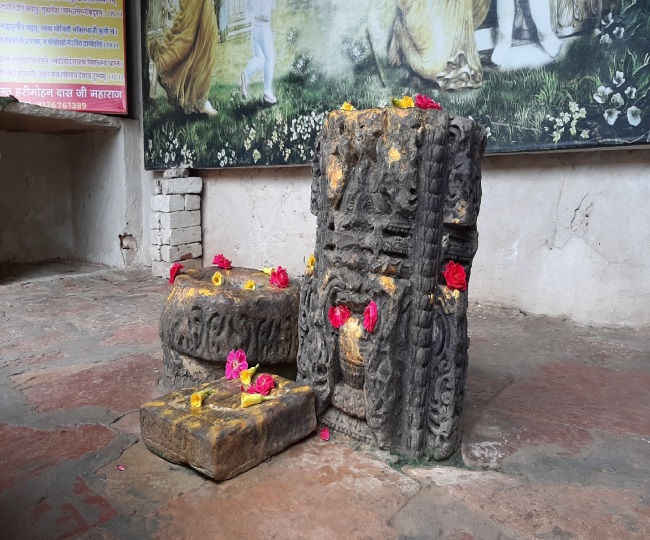 कान्हा के लीला स्थल: यहां कान्हा को लगता है मिट्टी का भोग, पढ़ेेंं कैसी ...