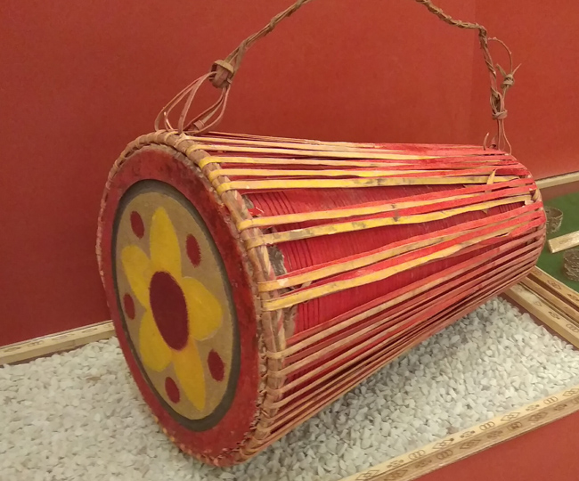 इन वाद्य यंत्रों से है जनजातीय समाज का पुराना रिश्ता, जानिए - know ...