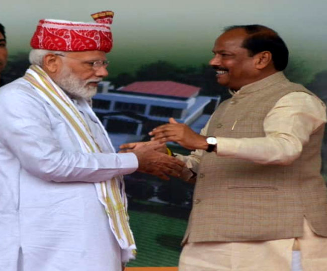 PM Modi in Ranchi: पीएम मोदी ने कहा- देश लूटने वाले कुछ अंदर चले गए ...