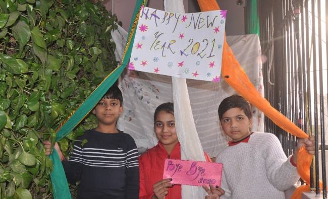 नए साल का उत्साह से किया स्वागत - new year celebration in Shamli ...