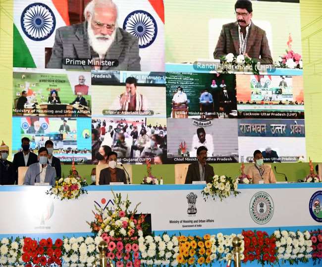 Light House Projects: प्रधानमंत्री नरेंद्र मोदी ने किया रांची में 1008 ...