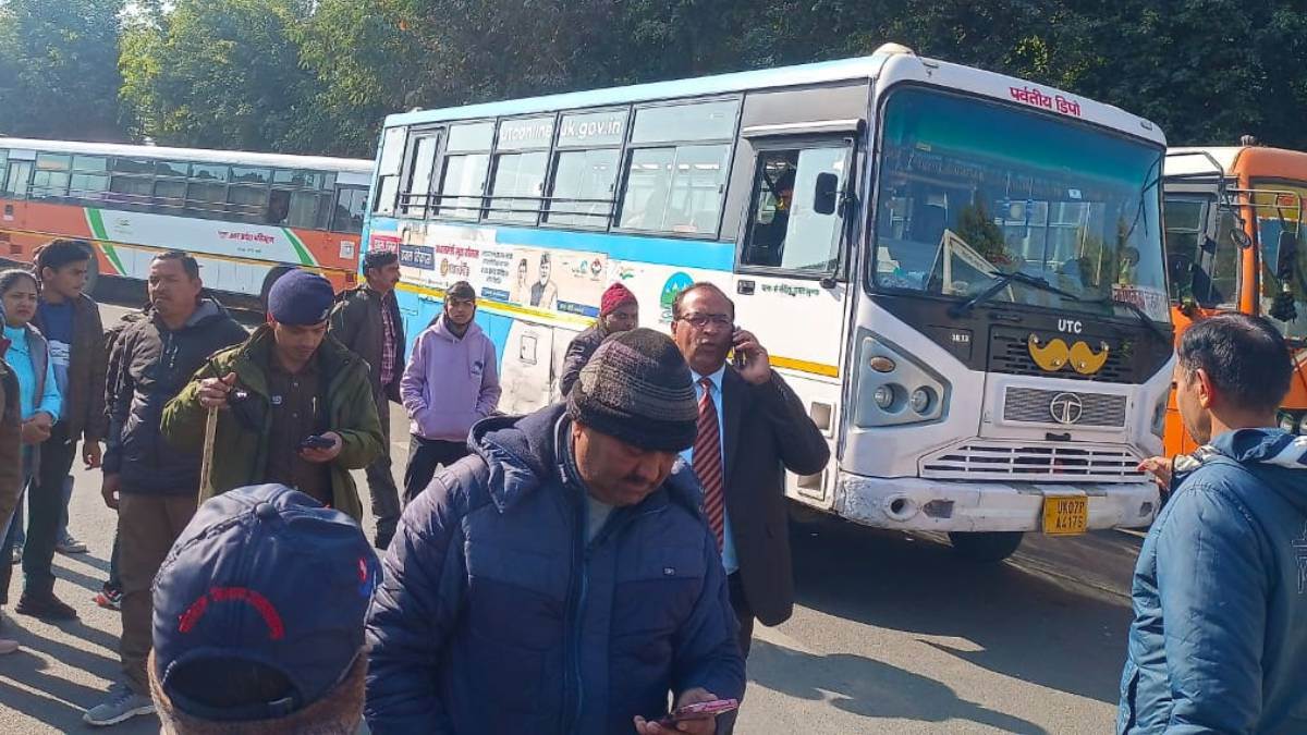 Driver Strike: केंद्र सरकार के नए कानून के विरोध में हड़ताल पर निजी ...