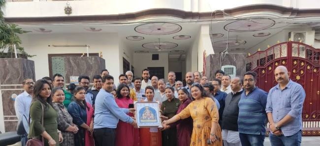 पार्षद पायल को अग्रवाल समाज सभा ने किया सम्मानित - councellor Payal ...