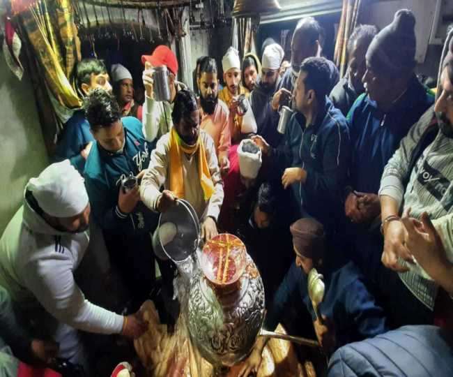 हिंदू-सिख एकता का प्रतीक है बटाला में श्री अच्लेश्वर धाम व गुरुद्वारा ...