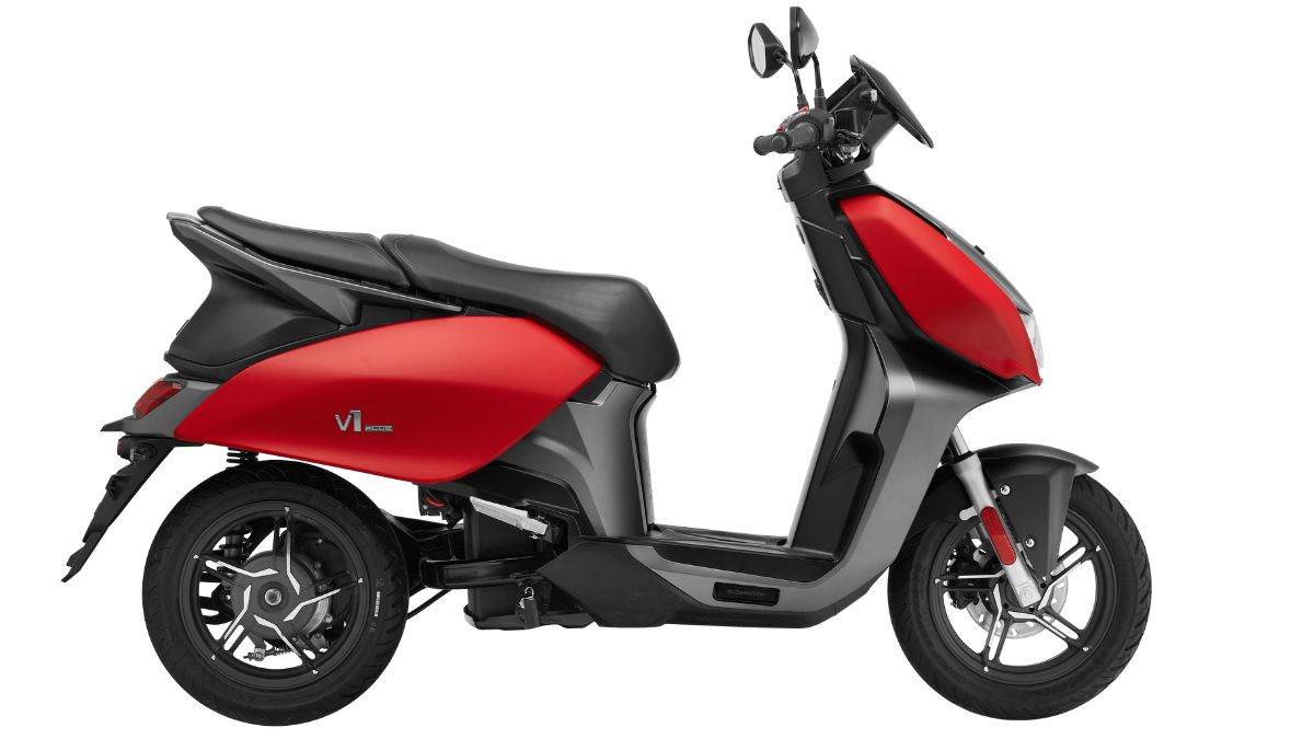 Hero ने अपने Vida V1 Plus इलेक्ट्रिक स्कूटर को किया रीलॉन्च, V1 Pro से ...