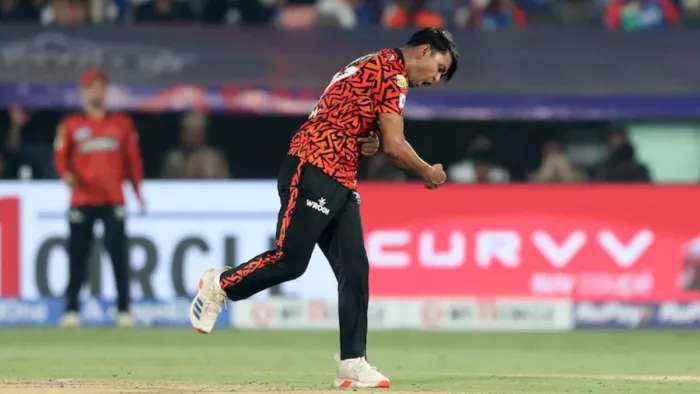 यूपी रणजी टीम में नहीं मिला मौका तो IPL में छाए Zeeshan Ansari ...