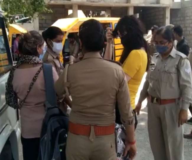 लखनऊ में हाई प्रोफाइल जिस्मफरोशी रैकेट उज्बेकिस्तान की दो और दिल्ली की चार लड़कियां गिरफ्तार