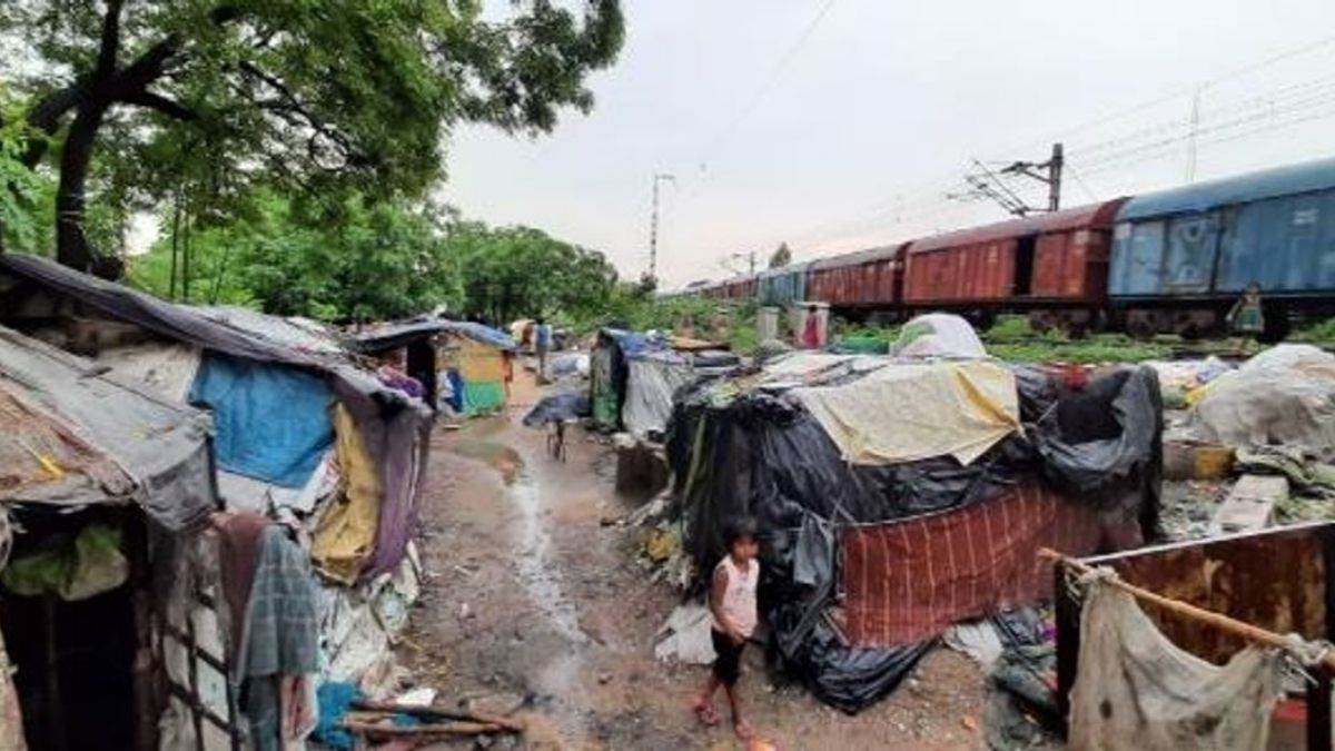 Lucknow News: शहरों में अवैध झुग्गी-झोपड़ी का सर्वे कराएगी योगी सरकार ...