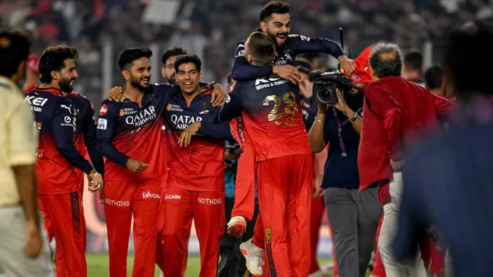 IPL 2025 का बादशाह बना RCB, 2008 से अब तक के विनर और रनर-अप टीमों की ...
