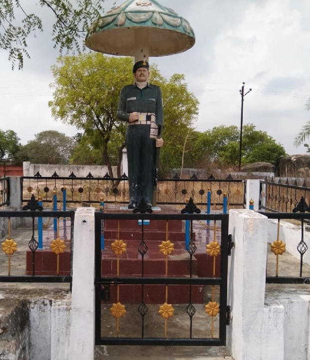 ...और खबर आई कि वीर धरा का लाल देश पर बलिदान हो गया - and the news came ...