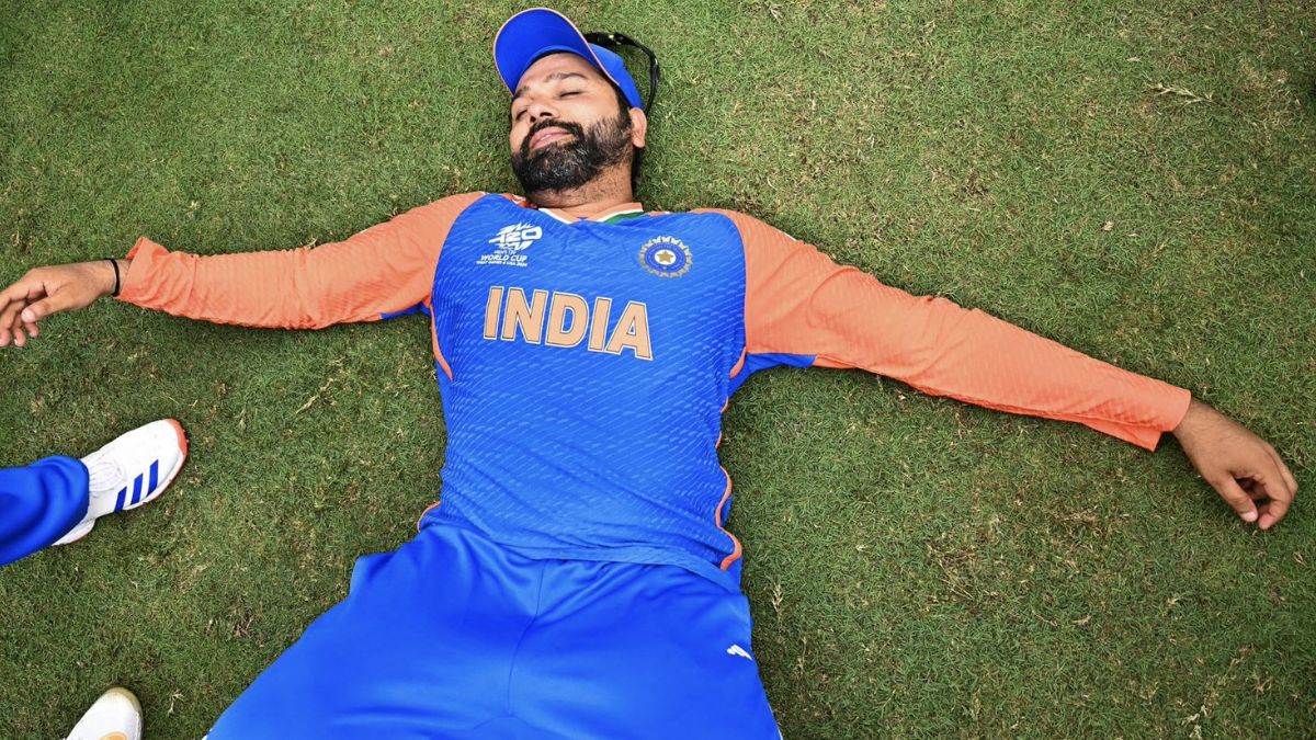 Rohit Sharma ने T20 WC 2024 की ट्रॉफी जीतने के बाद पहली बार शेयर की ...