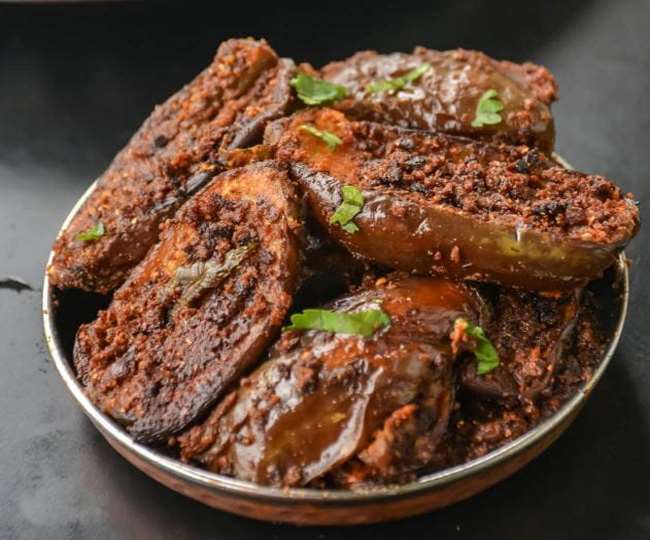 Food and Recipe : बेक्ड बैंगन कभी खाया है आपने, भरता से ज्यादा ...