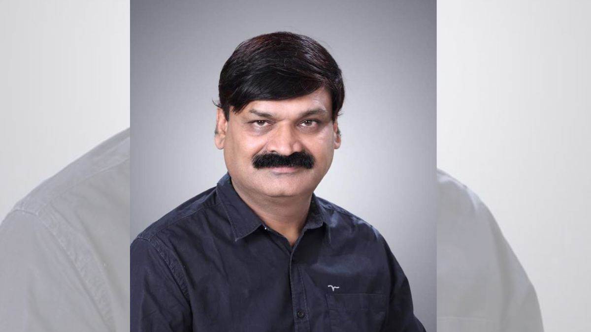 Aligarh News : अलीगढ़ के योगेश दीक्षित को मिली प्रदेश कांग्रेस कमेटी ... Aligarh News : अलीगढ़ के योगेश दीक्षित को मिली प्रदेश कांग्रेस कमेटी ...